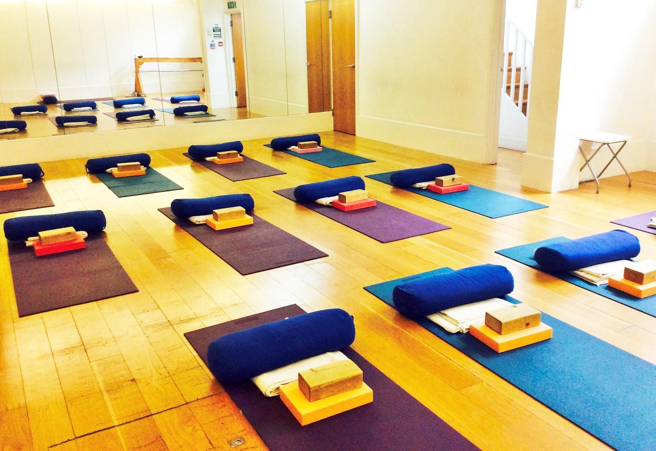 Yogabase Islington | Iyengar yoga studio in London, United Kingdom
