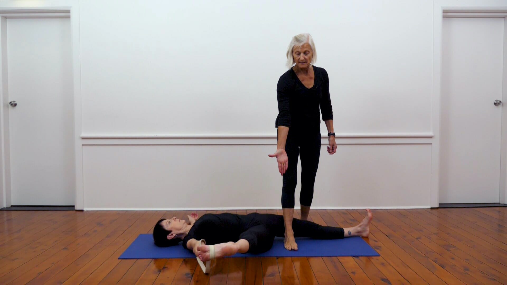 Adapting your class practice for stiff hips - Yoga Vastu