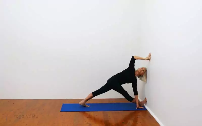 Hero Pose (Virasana) | Iyengar Yoga