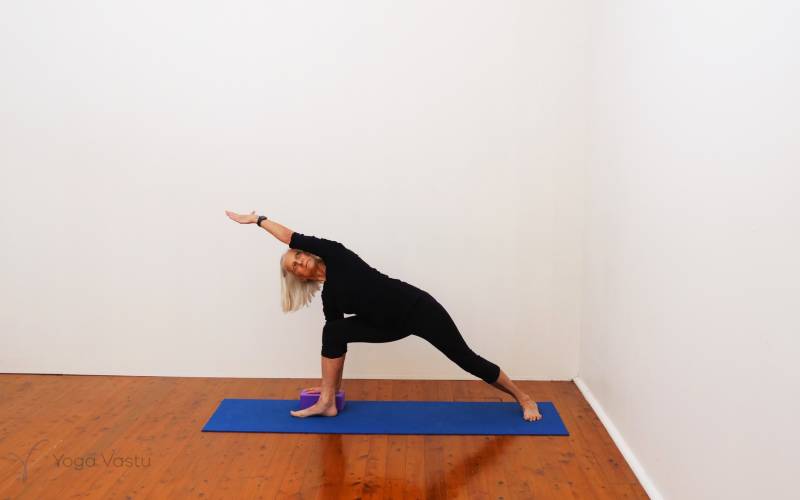 Reverse Prayer Pose (Paschima Namaskar) | Iyengar Yoga