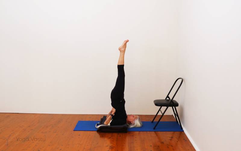 Reverse Prayer Pose (Paschima Namaskar) | Iyengar Yoga