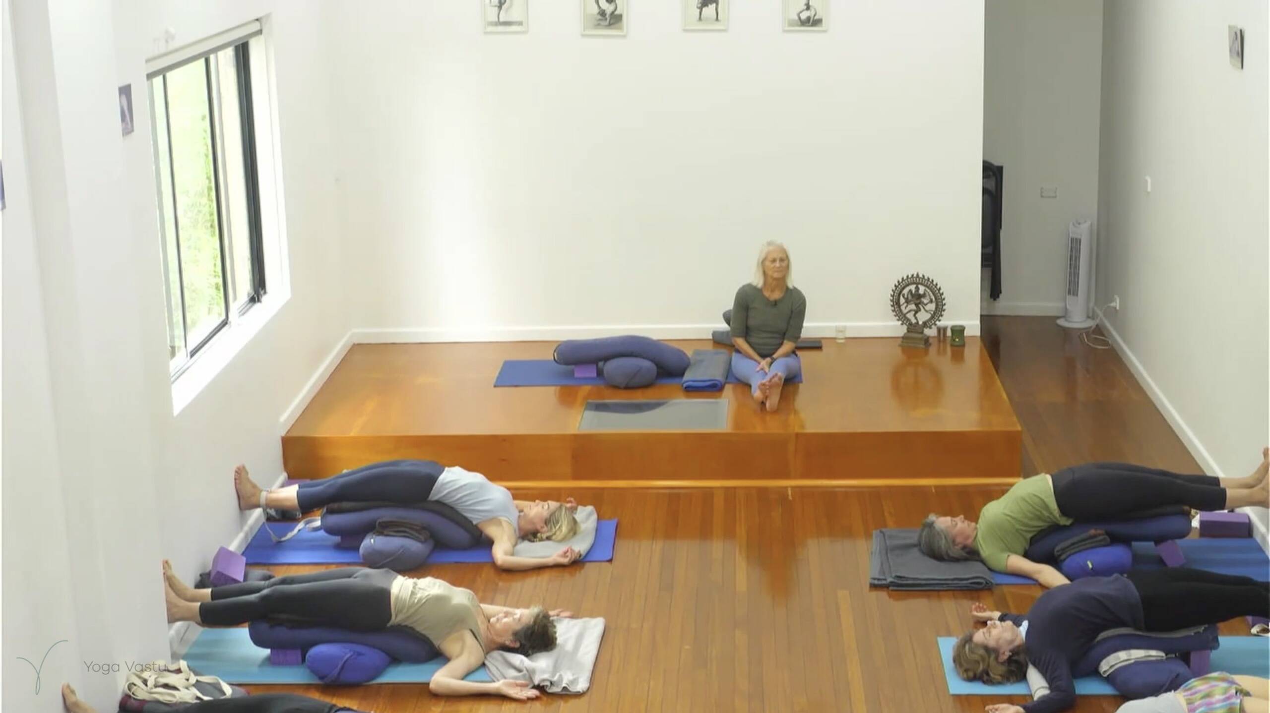 Restorative Session with Focus on Chest Opening - Yoga Vastu